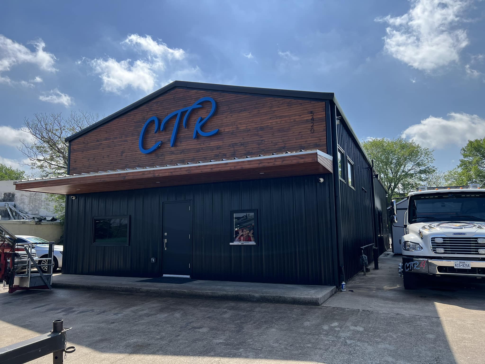 Secure Vehicle Storage | 24/7 Response | Dallas, TX
